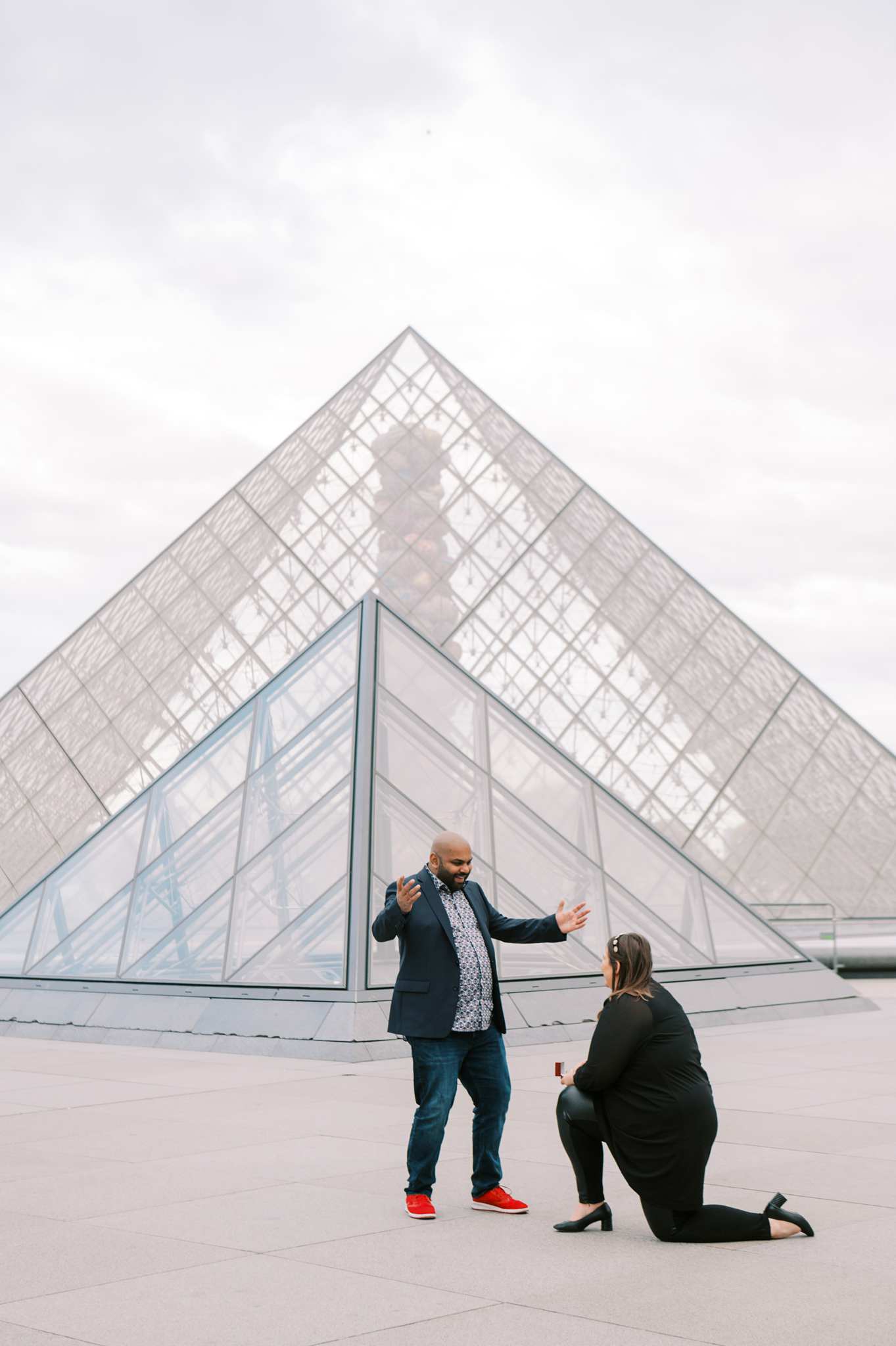 She Popped the Question, He Said Yes! A Surprise Proposal at the Louvre ...